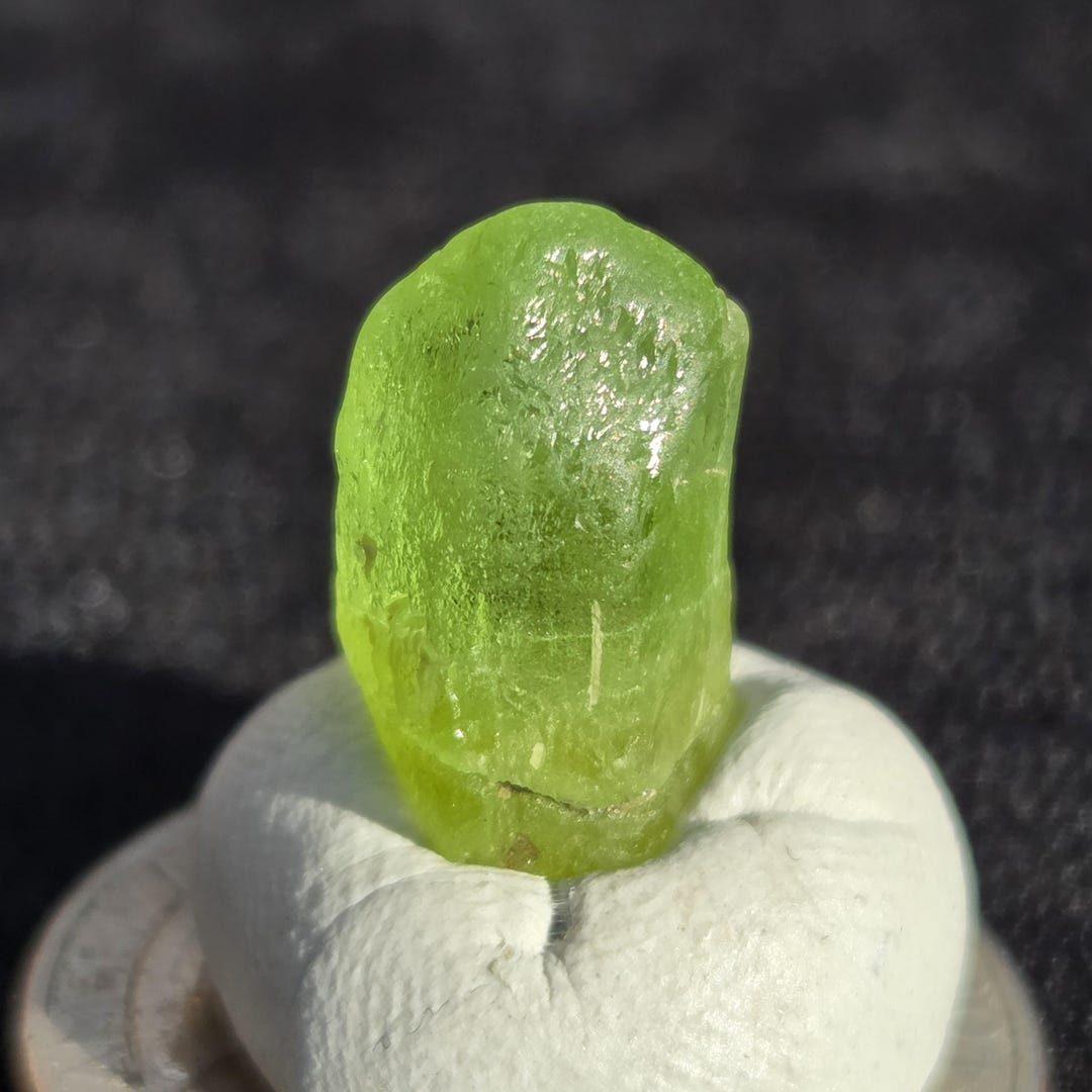 Rough Peridot Terminated Crystal - 2.1 Grams - Etsy