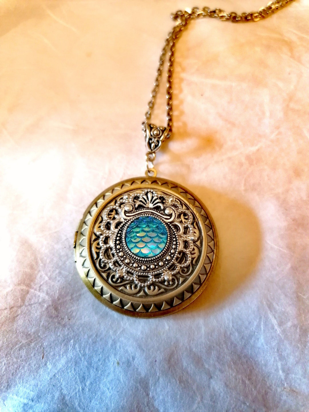 Magical Mermaid Locket ~ Victorian, Vintage-style Mermaid Sea Locket ...