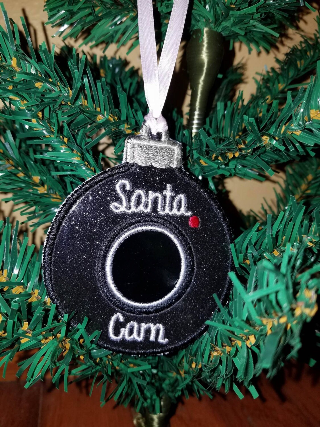 Santa Cam in the Hoop Christmas Ornament Embroidery Design 4x4 DIGITAL ...