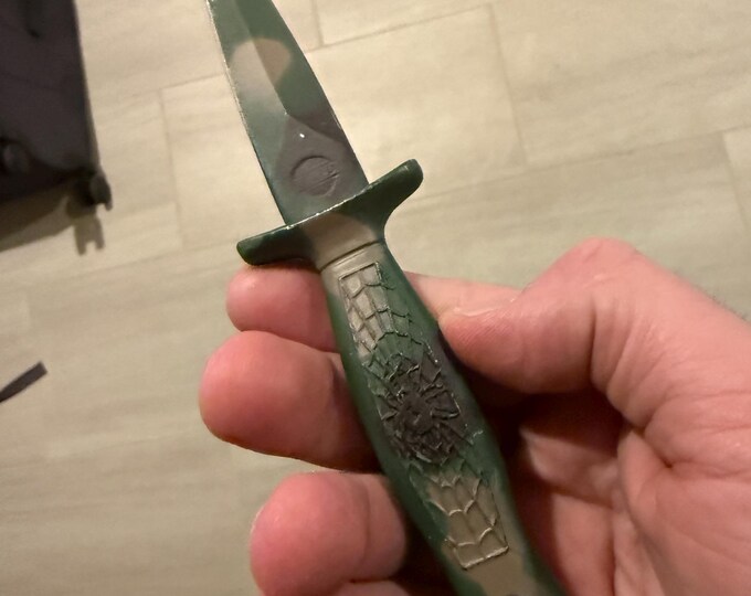 United Cutlery 1980’s Spider Dagger Vintage Fixed Blade - Etsy