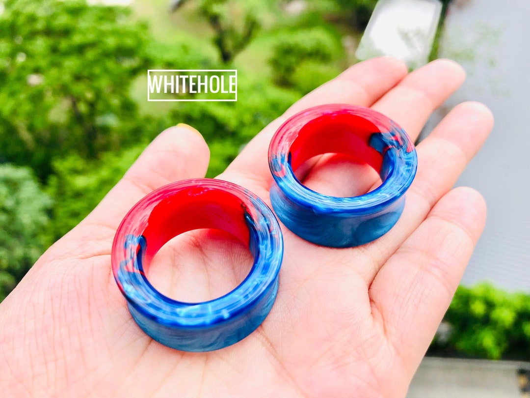 Plugs Tunnel[spiderman]-plugs Custom/plugs Smoke/plugs Resin - Etsy