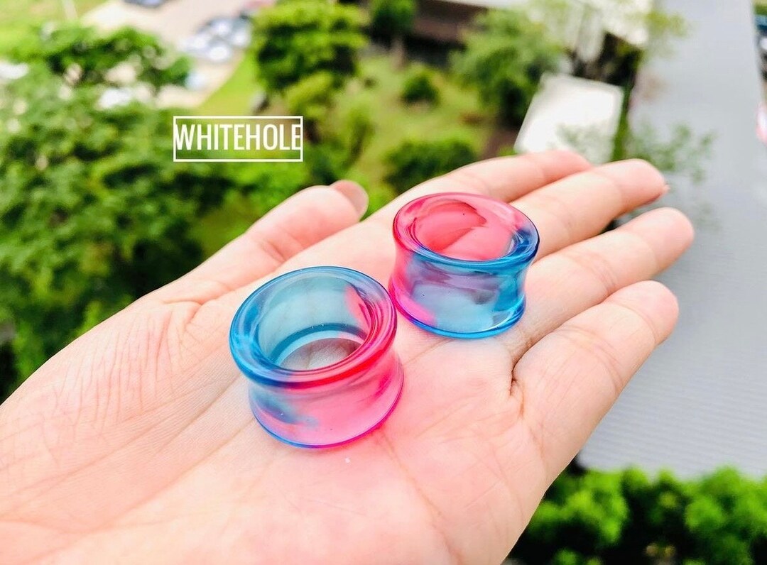 Plugs Tunnel[pink/blue]-plugs Custom/plugs Smoke/plugs Resin - Etsy