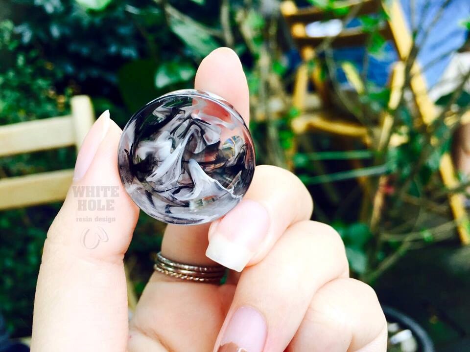 Plugs-concave Plugs-smoke Plugs-resin Plugsblack/white Smoke - Etsy