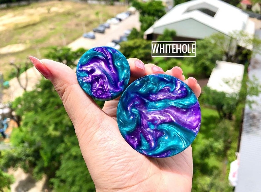 Plugs[purple Pearl & Green Pearl]-plugs Custom/plugs Smoke/plugs Resin ...