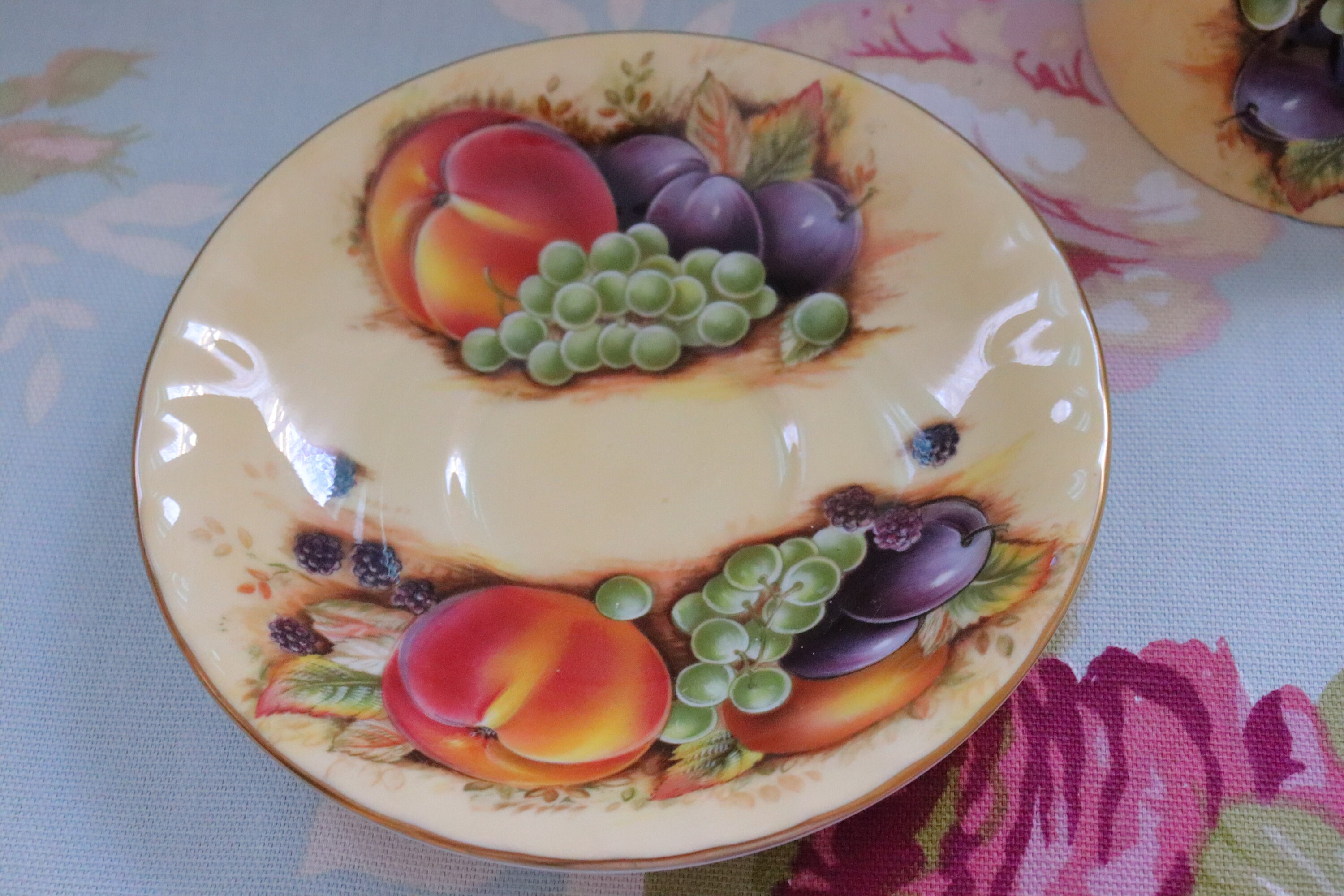 Aynsley Orchard Gold Fruity Oban Shape Teacup & Saucer Set English Fine ...