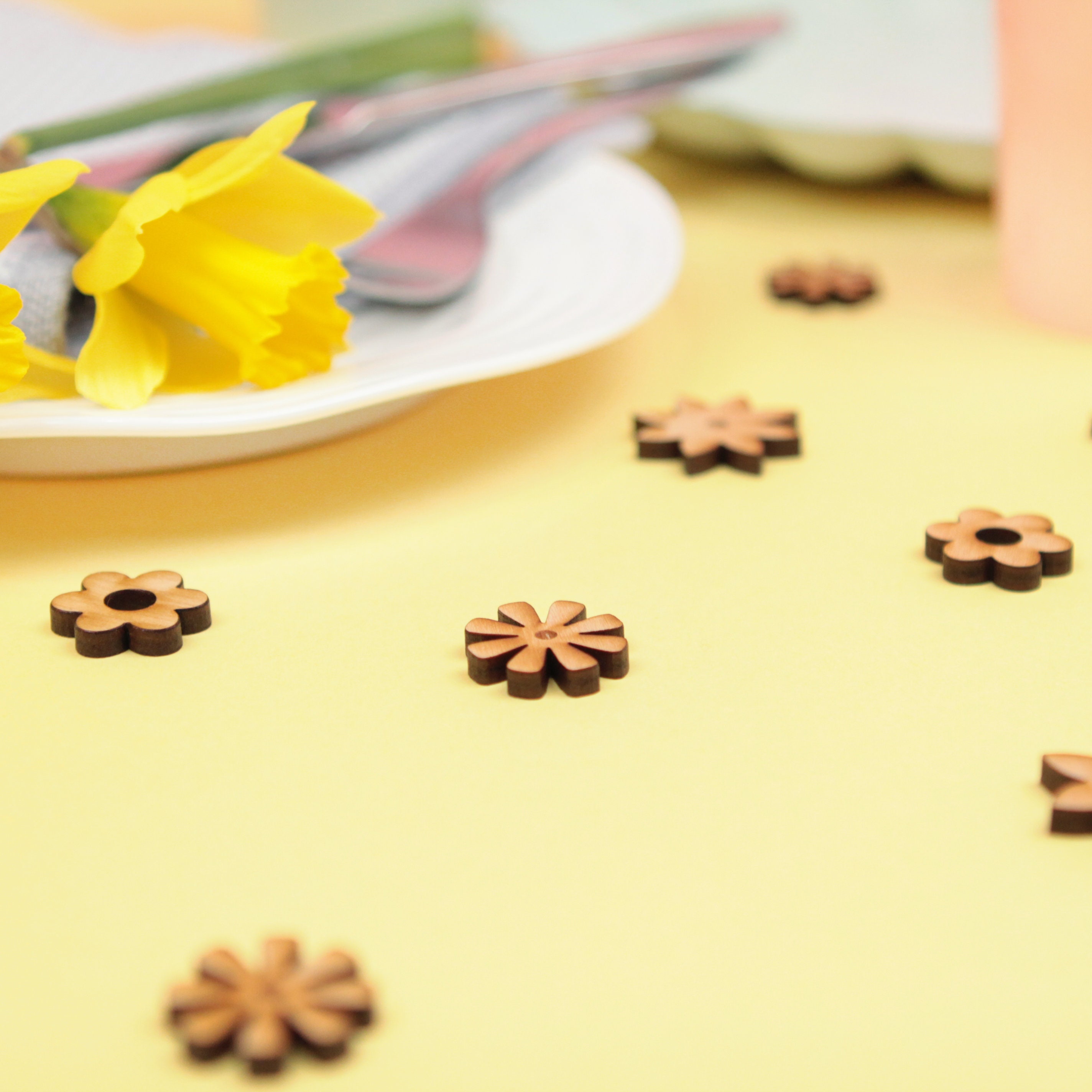 Wooden Flower Confetti - Table Confetti Wooden Party Confetti Spring ...