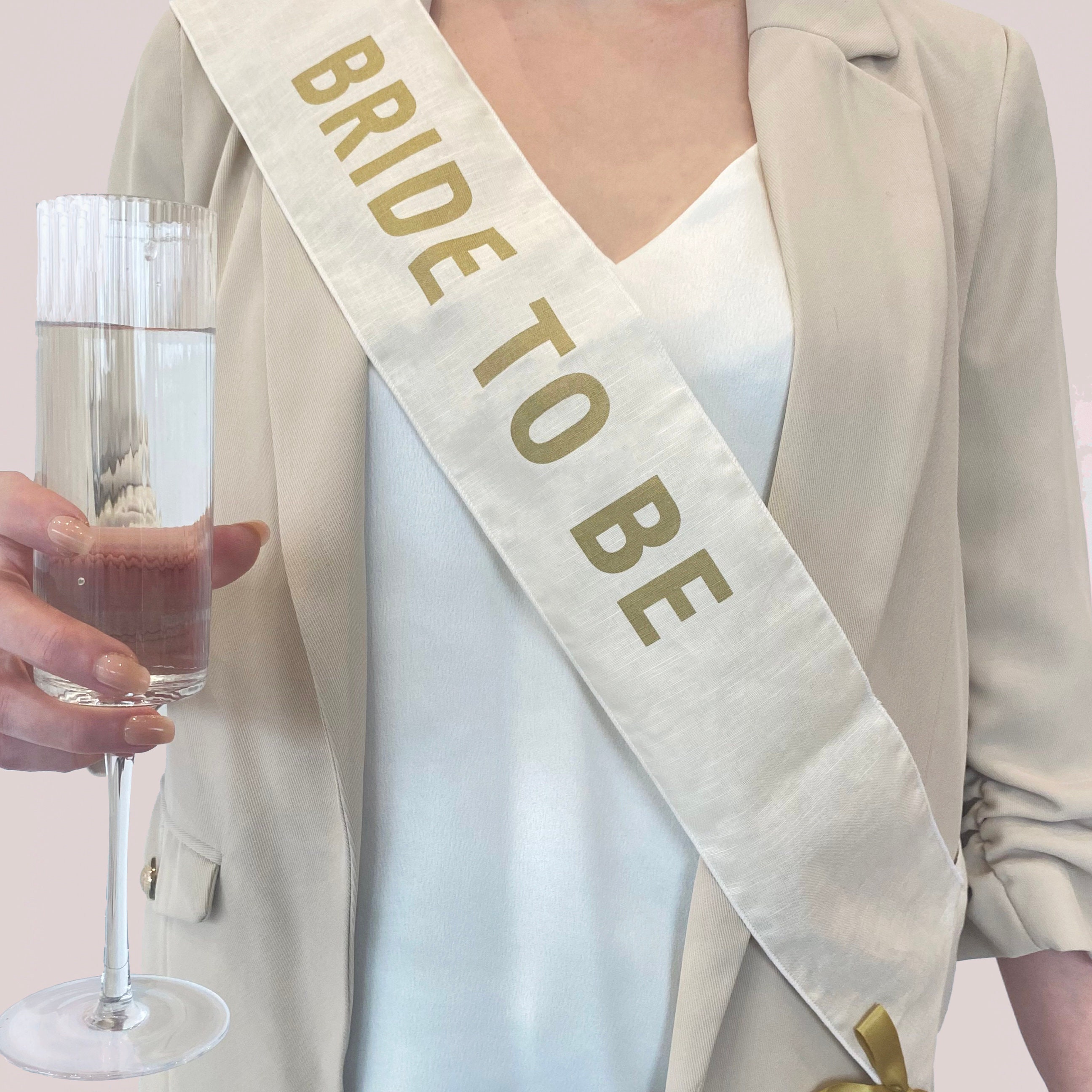 Hen Party Games HOWAF Bride To Be Sash - White Gold Satin Sash For Hen ...