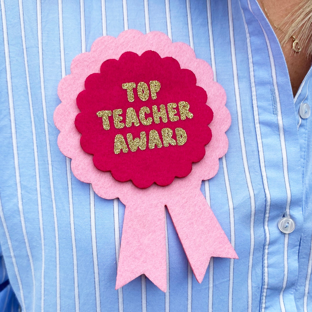 Personalised Teacher Award Badge - Personalised End of Year Teacher ...