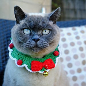 Crocheted Christmas Pet Collar - Festive Cat Dog Outfit Christmas ...