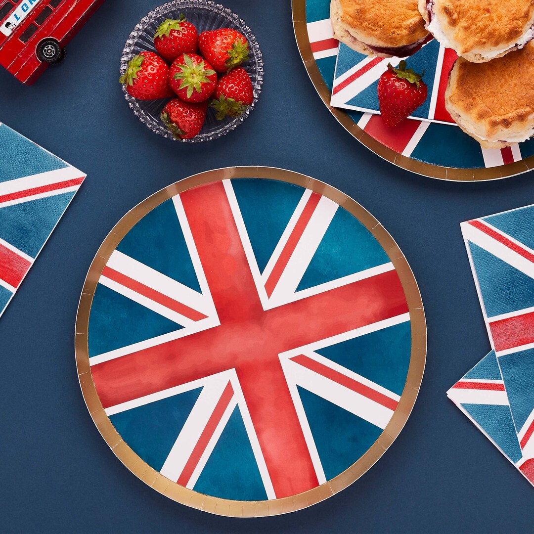 Union Jack Paper Party Plates - Street Party Accessories Great British ...