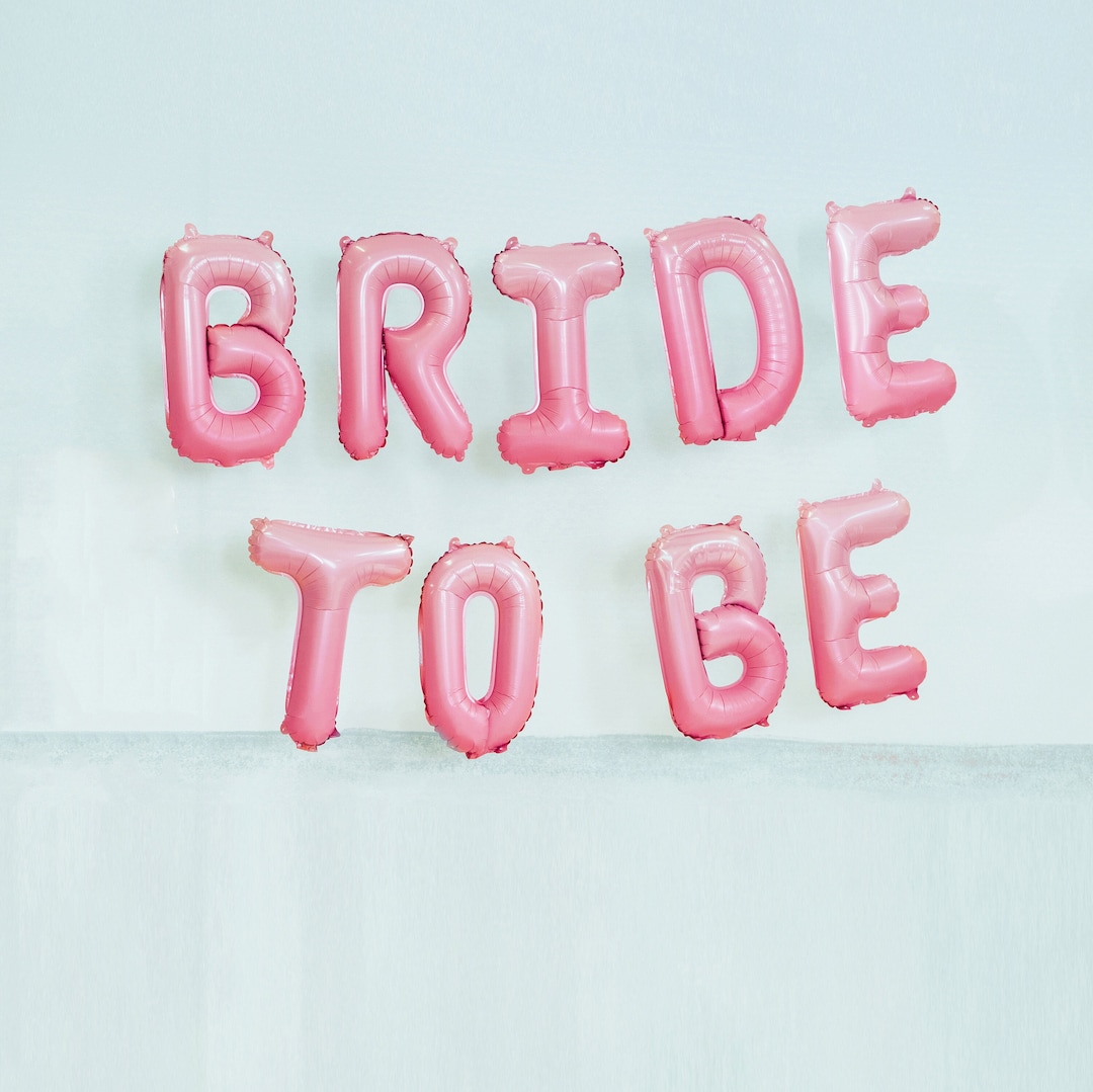 Pink Bride to Be Balloon Garland - Hen Party Balloon Hen Do Photo ...