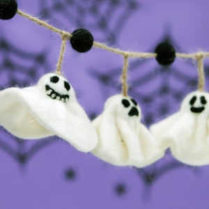 Felt Halloween Ghost Garland Decoration - 1.2 Metres - Halloween Bunting Halloween Party Garland ...