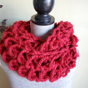 Unisex Retro Red Chunky Infinity Scarf, Soft Avrylic Wool, Hipsters ...