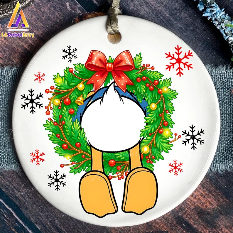 Funny Duck Christmas Ornament Front & Back PNG, Angry Holiday Wreath ...