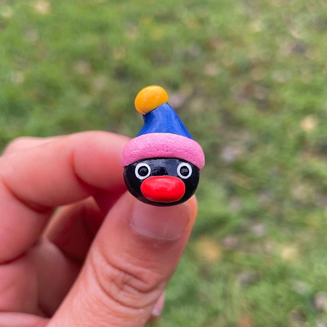 Pingu Pin, Noot Noot Pingu, Funny Santa Claus Pingu Pin, Cute Penguin ...