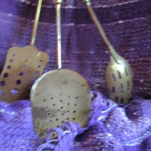 3 Old Farmhouse Spatulas,2 Red/white Handles, 1 Green/white Handle ...