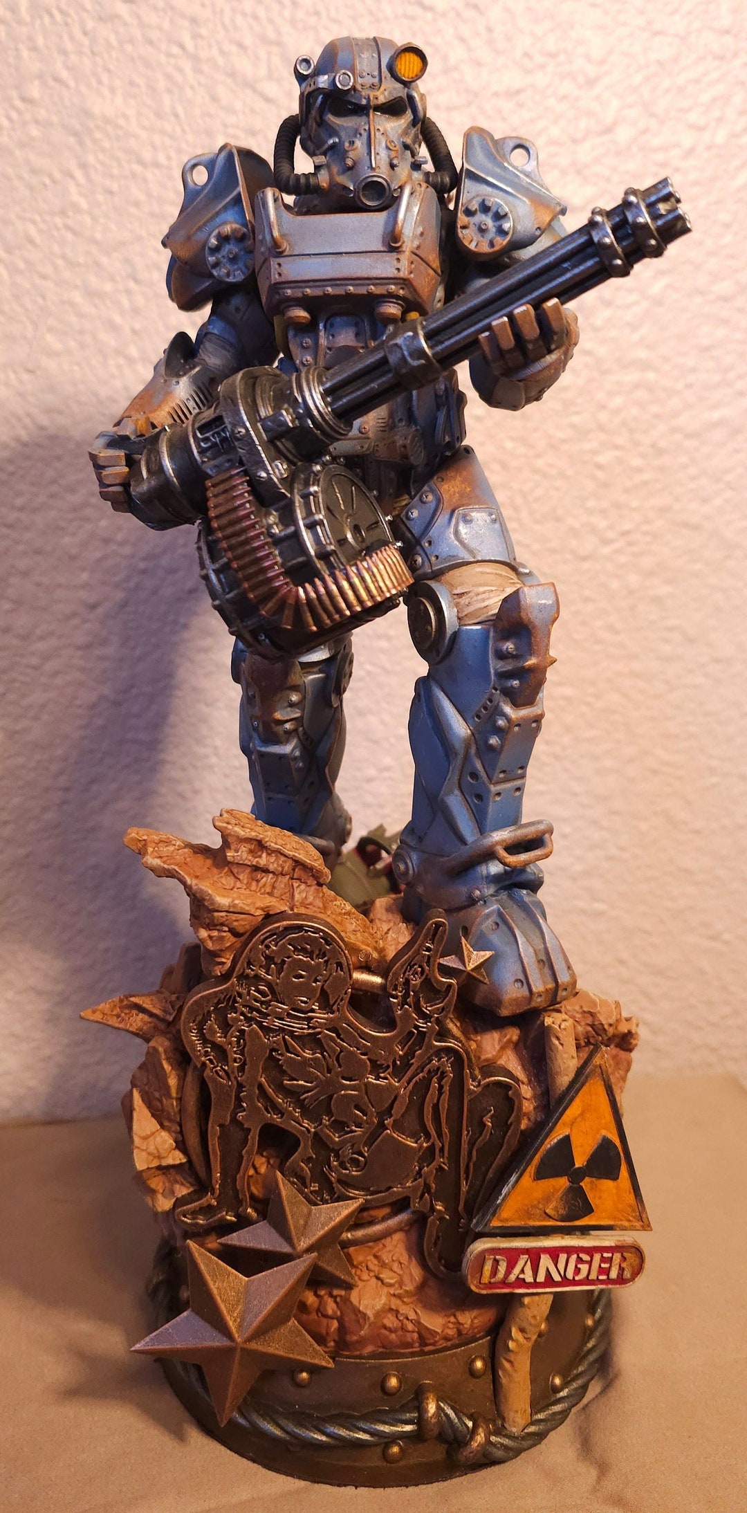 Fallout Statue, T-60 Power Armor Custom Painted Figure. Hand Painted 13 ...
