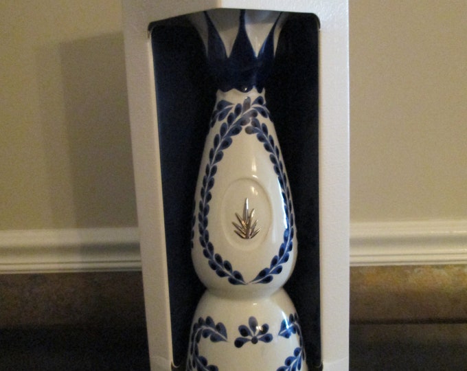 Empty Clase Azul Reposado Tequila Bottle With Bell Cap and Box, 750ml ...