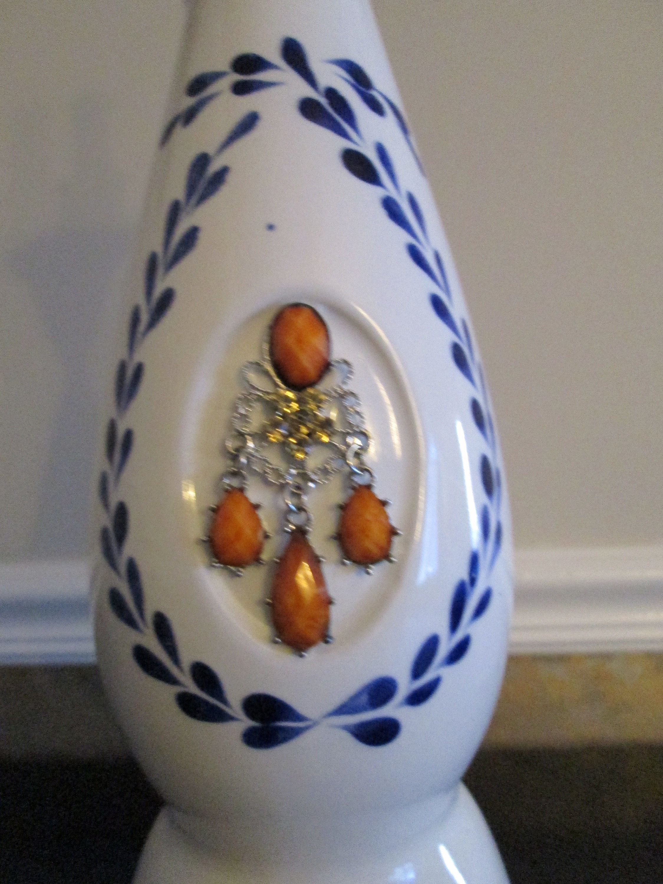 Jeweled Table Torch naranja Clase Azul Tiki Torch Recycled Bottle, Oil ...