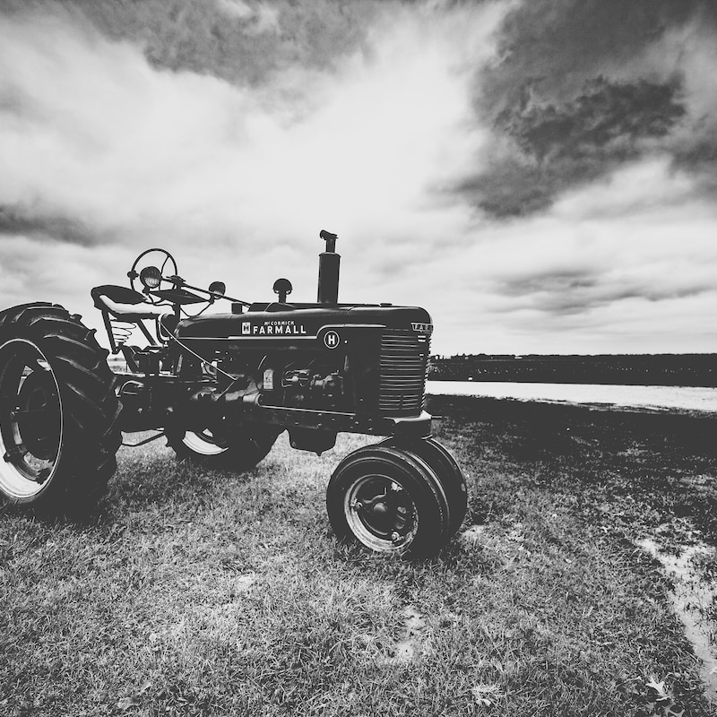 Vintage Farmall Decor - Etsy