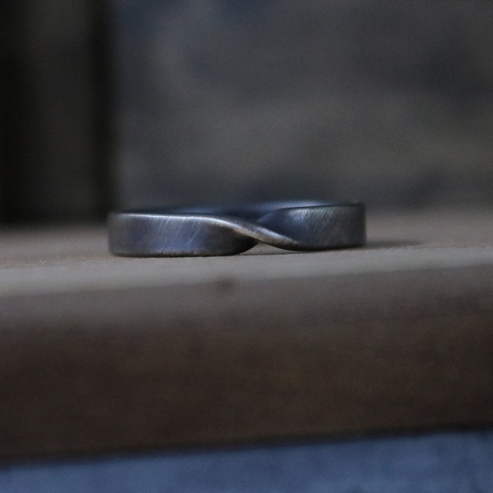 Mobius Ring - Etsy