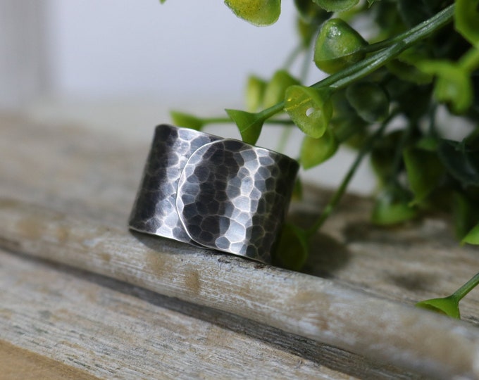 JESS Ring - Hammered Silver Adjustable Ring, Oxidized - Etsy