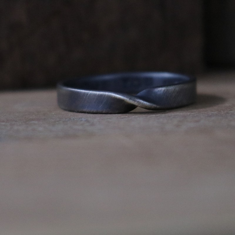 Mobius Ring - Etsy