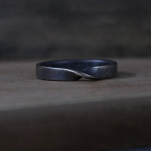 JULES Ring Sterling Silver Mobius Ring, Brushed Oxidized Finish - Etsy