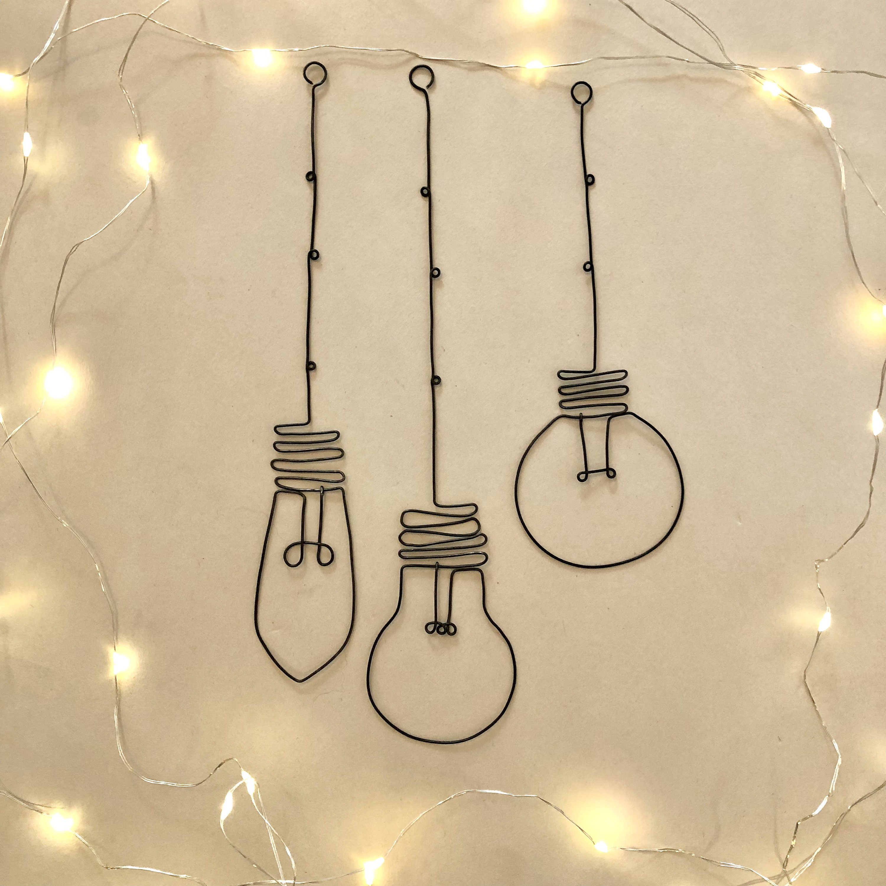 Wire Light Bulb Handmade Wall Art Metal Sculpture Decor Vintage Simple ...