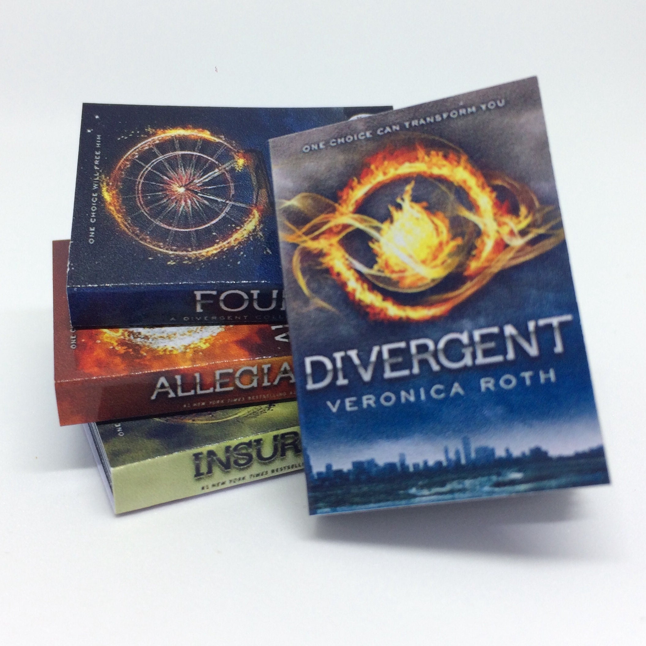 Divergent Book Jacket