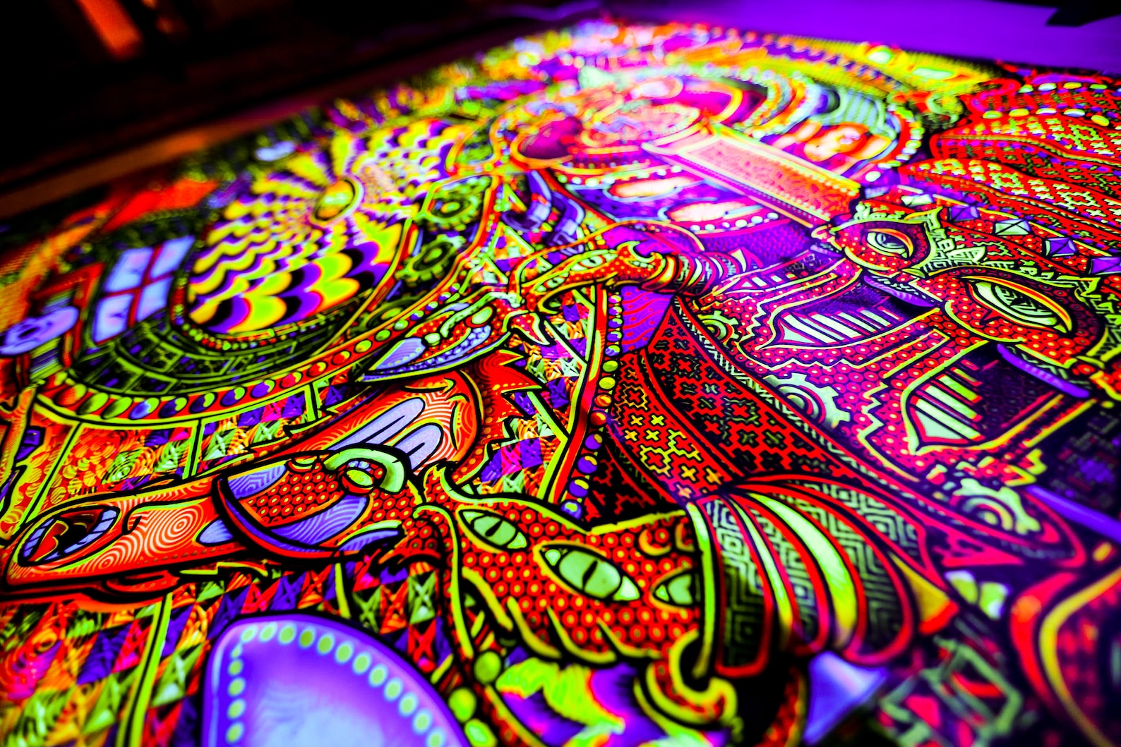 Psychedelic UV Blacklight Tapestry Salvia Droid Wall Hanging Spiritual ...