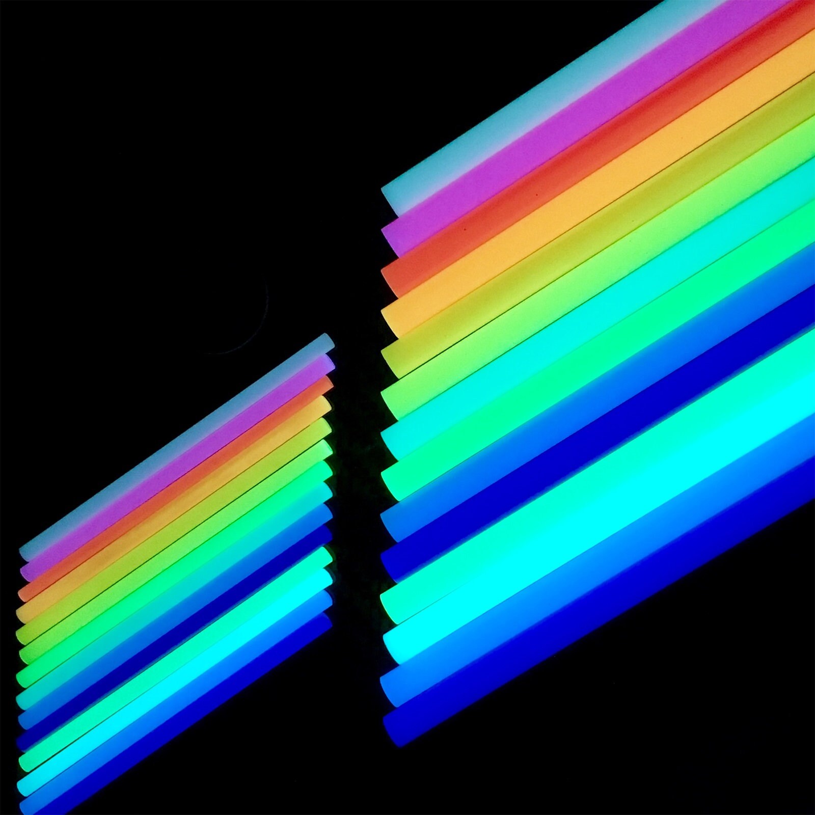 Hyperglow INVISIBLE GREEN Glow in the Dark Rods Skur Composites ...