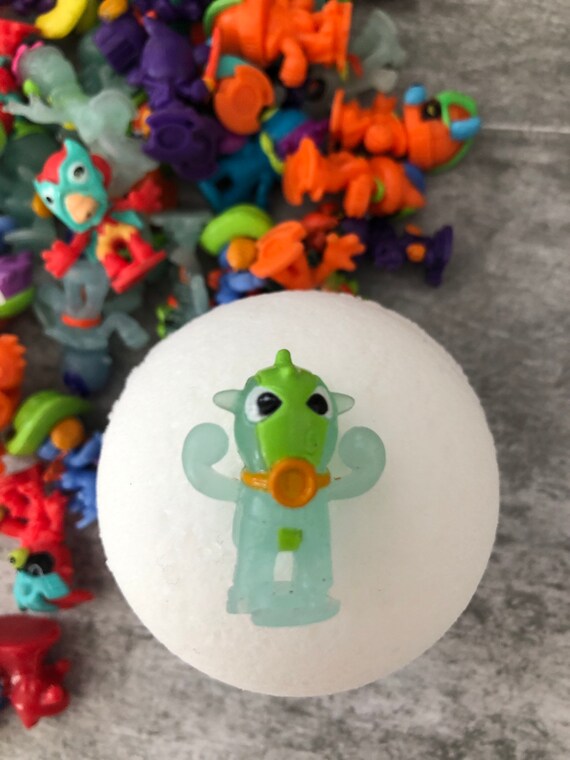 Kids Bath Bombs Alien Bath Bomb Kids Surprise Bath Bomb - Etsy