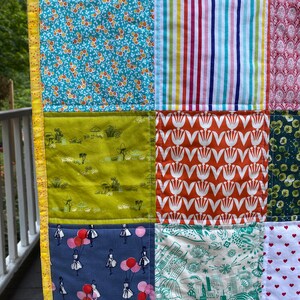 Modern I Spy Baby Quilt, Custom Color Palette, Made to Order - Etsy