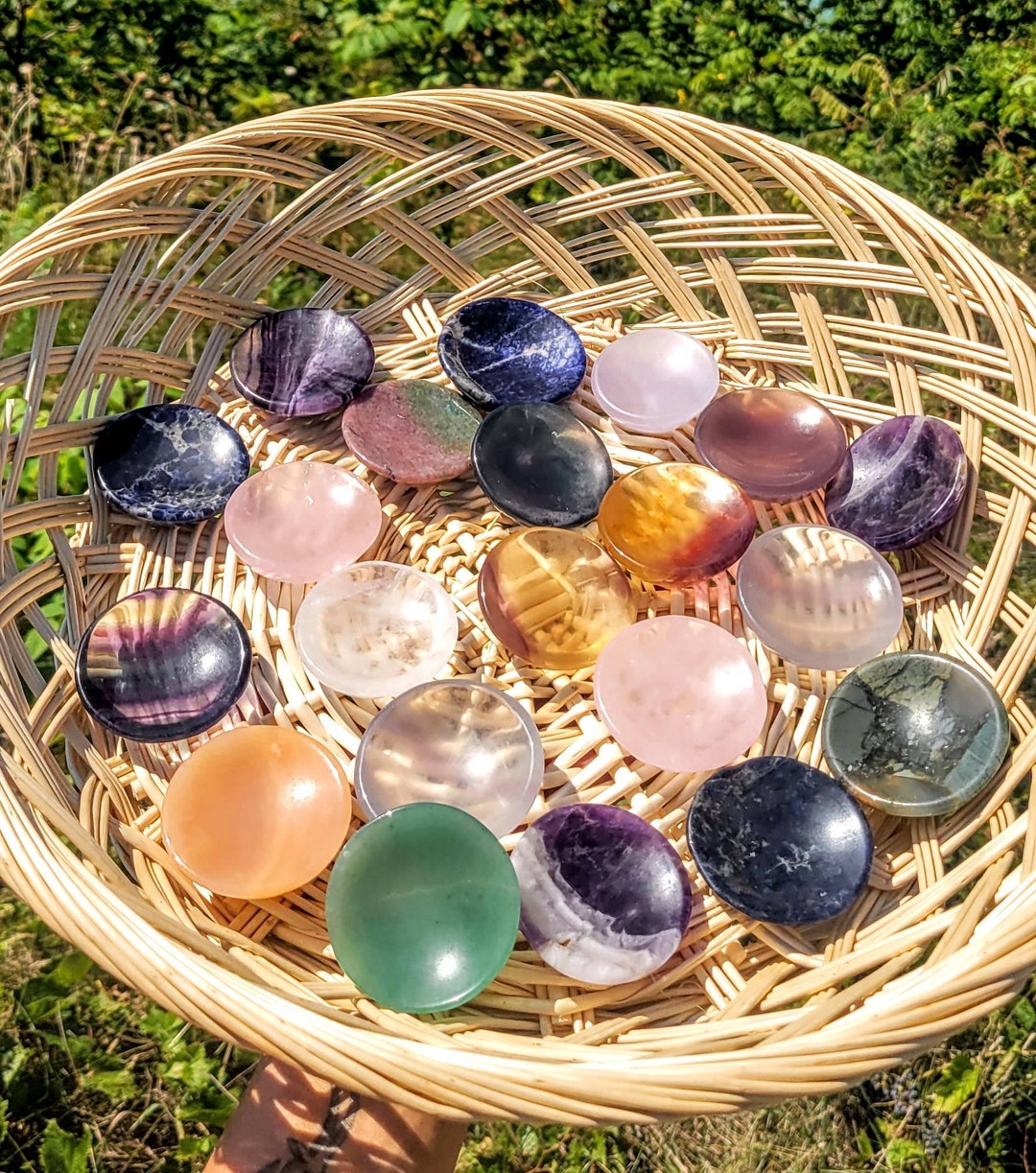 Natural Assorted Crystal Gemstone Bowls for Reiki Decor - Etsy
