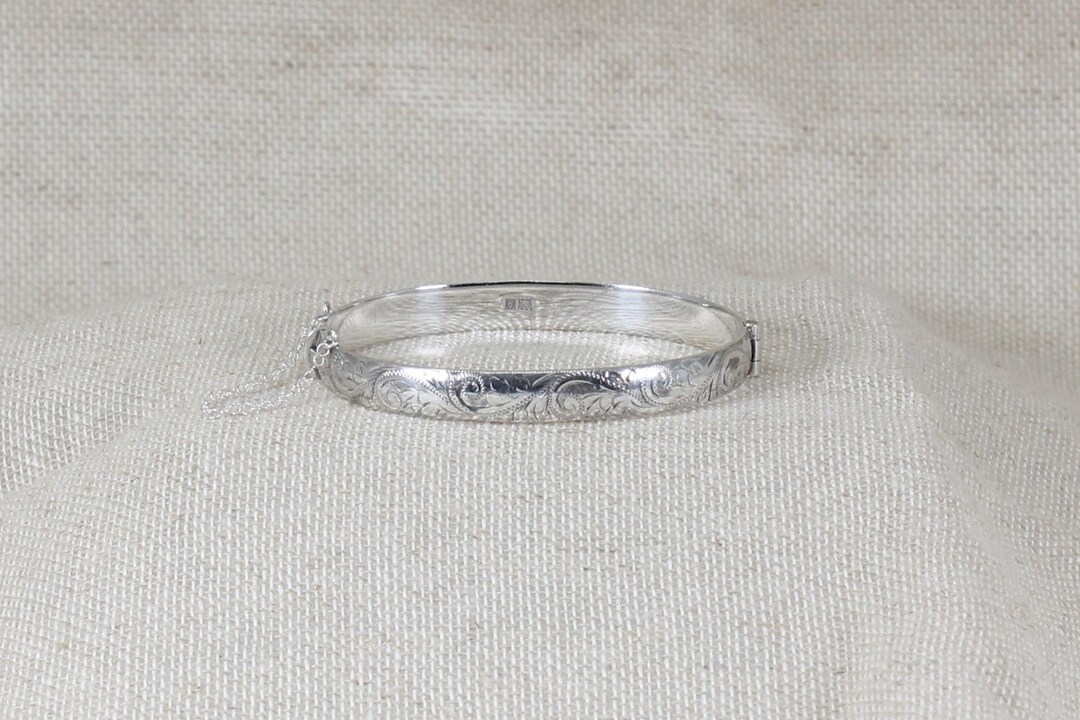 Vintage Solid Silver Hinged Bangle - Etsy