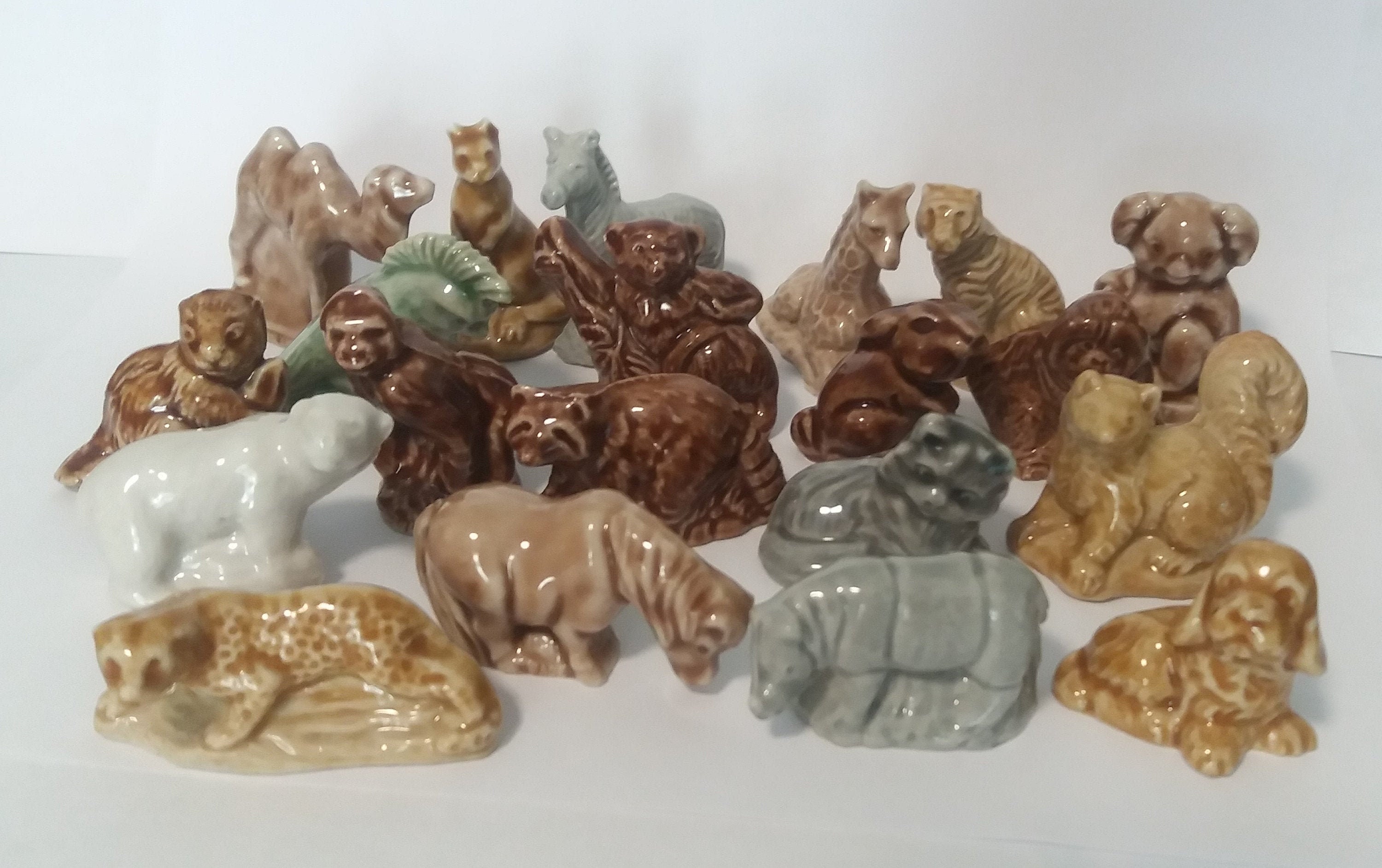 Series II Animals, Dollhouse Miniatures Red Rose Tea, Complete Set Wade ...