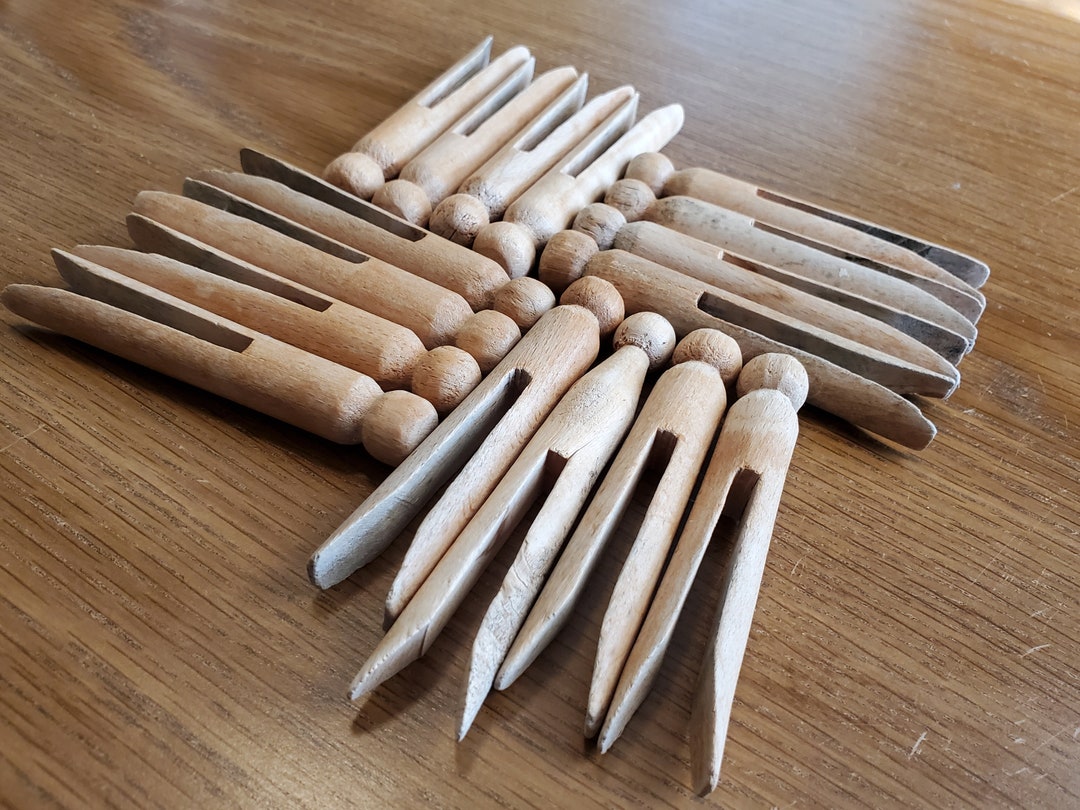 Vintage Weathered Wooden Clothes Pins, Peg Clothespins, Set of 16, 1950 ...
