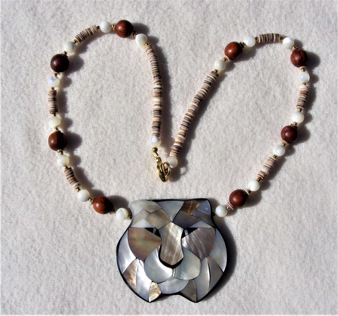 Vintage Lee Sands Lion's Head Necklace in Shell and Wood. Statement ...