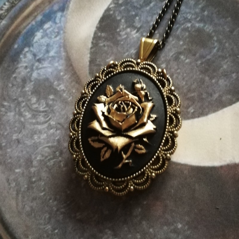 Gothic Locket - Etsy