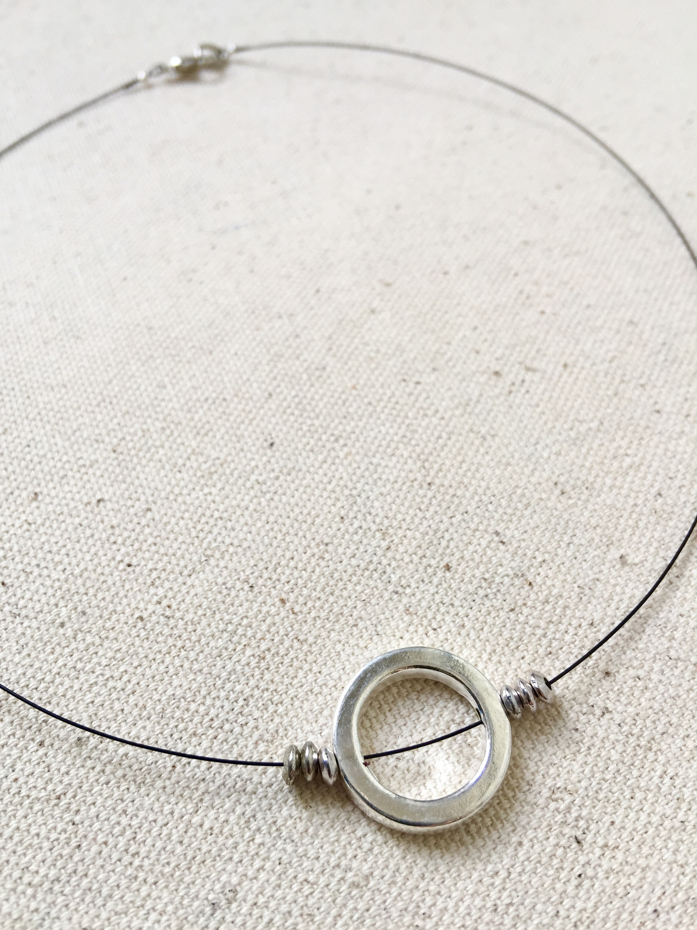 Black and Silver Circle Minimalist Choker Necklace / Modern - Etsy