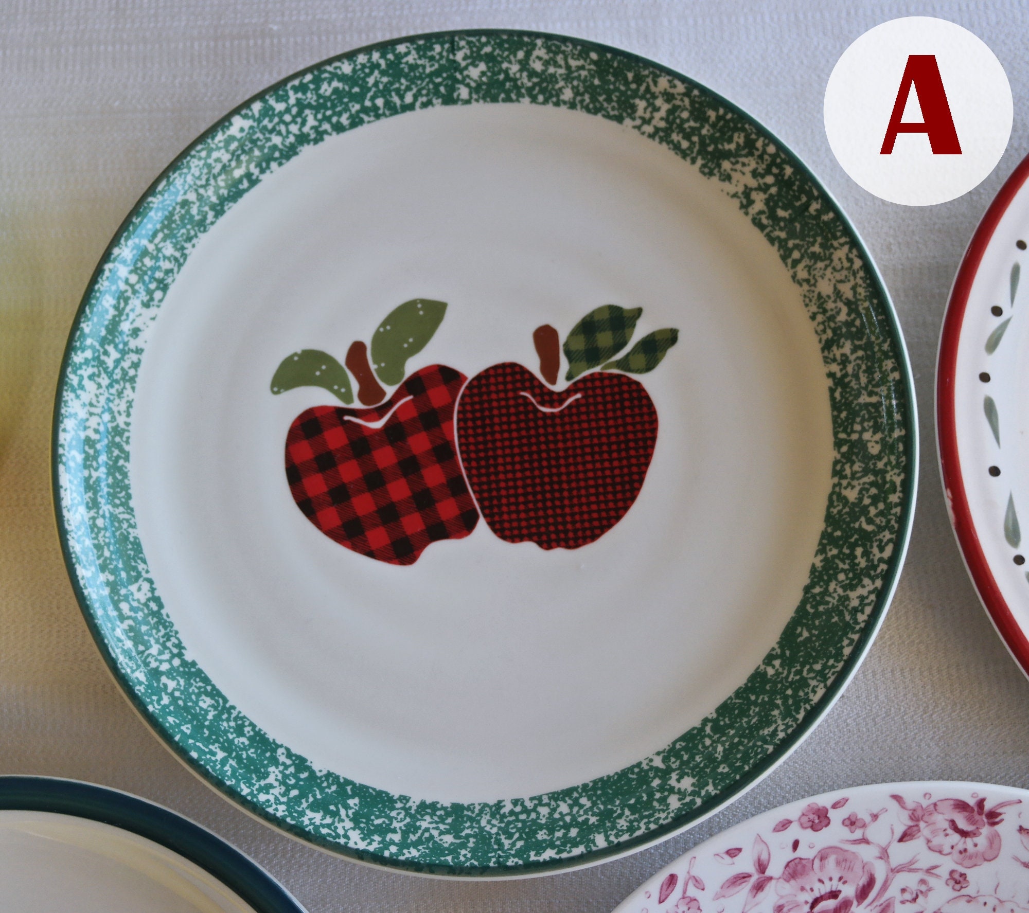 MISMATCHED DINNER PLATES - Apple Pattern - Red Delicious Apples ...