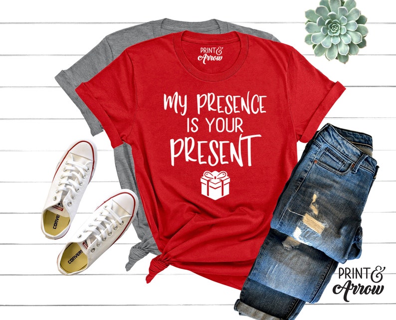 My Presence Is Your Present Shirt Weihnachtsshirt für Frauen - Etsy.de