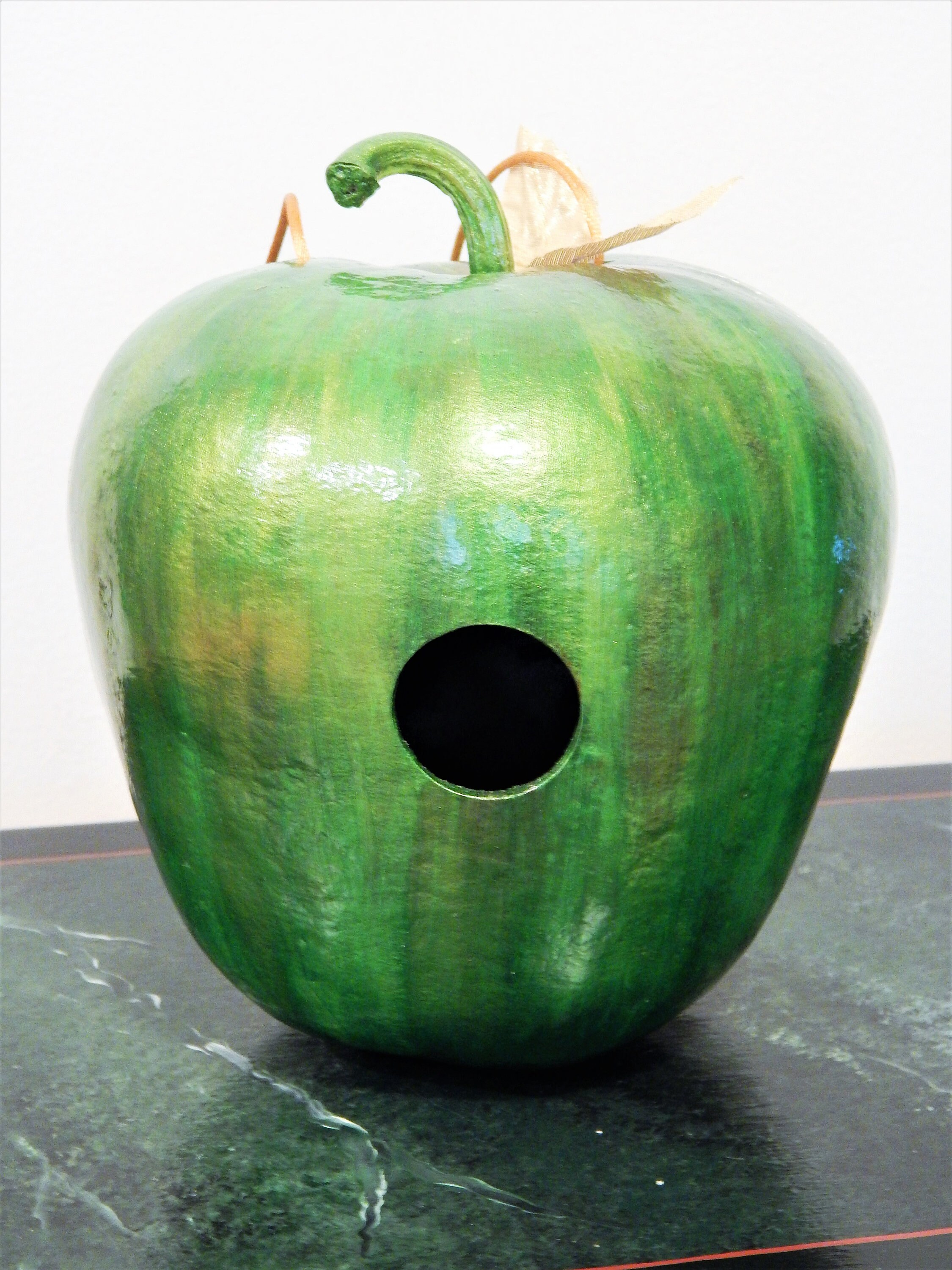 Gourd Birdhouse. Apple Gourd Birdhouse. Apple Gourd. Gourd. Birdhouse ...