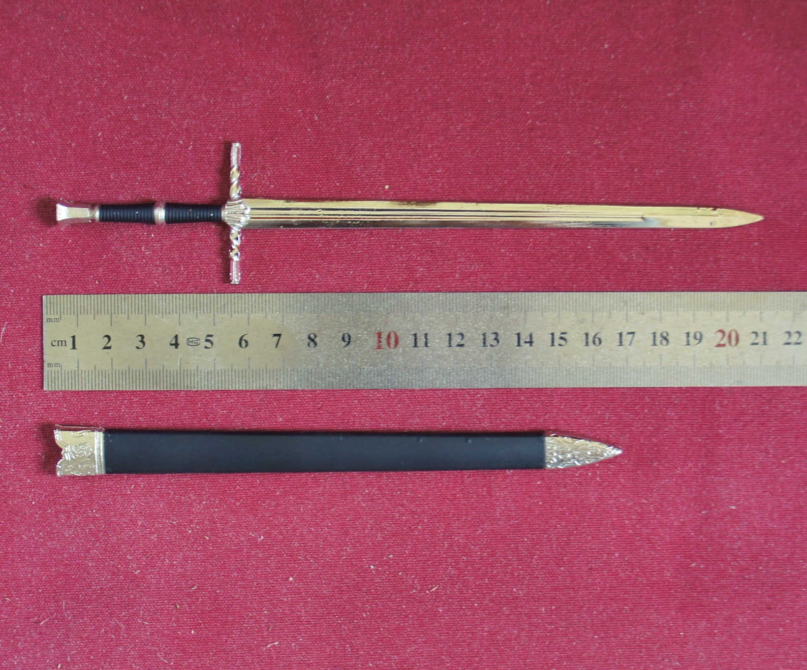 1/6 Scale Miniature Sword Two-handed Zweihander Weapon - Etsy Australia