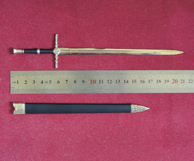 1/6 Scale Miniature Sword Two-handed Zweihander Weapon - Etsy Australia