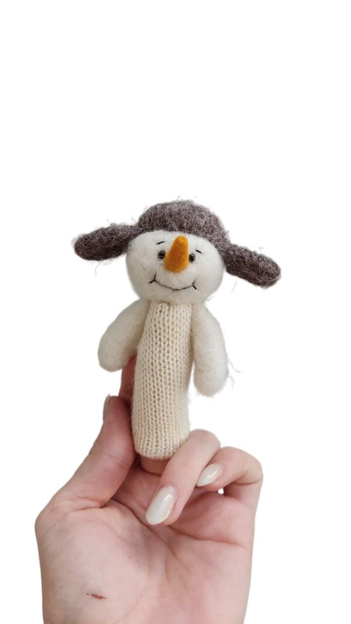 Snowman Wool Finger Puppet. . - Etsy