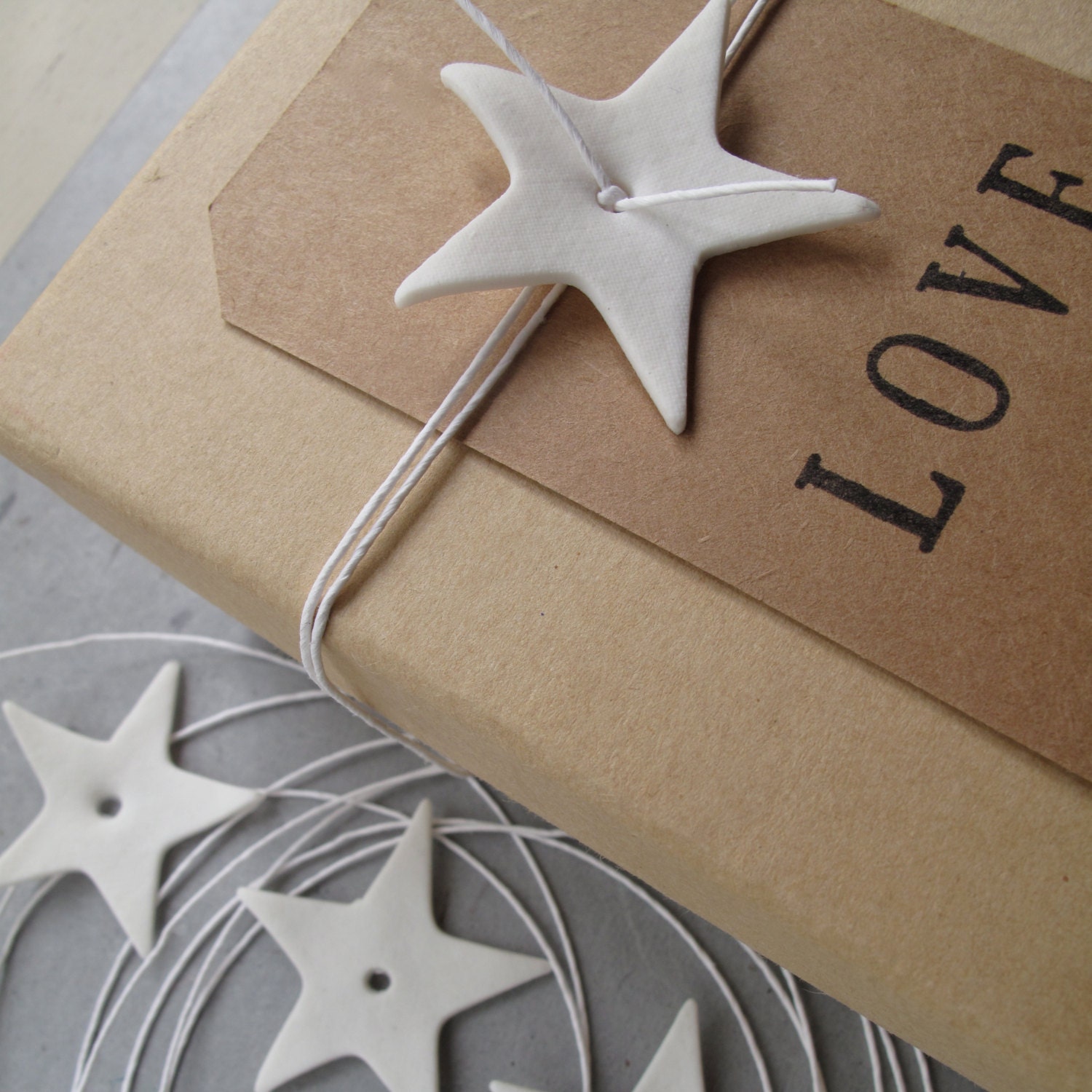 Porcelain Star Gift detail with Paper twine detail | Etsy
