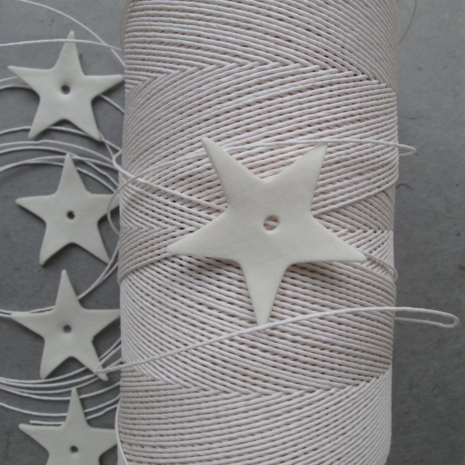 Porcelain Star Gift detail with Paper twine detail | Etsy