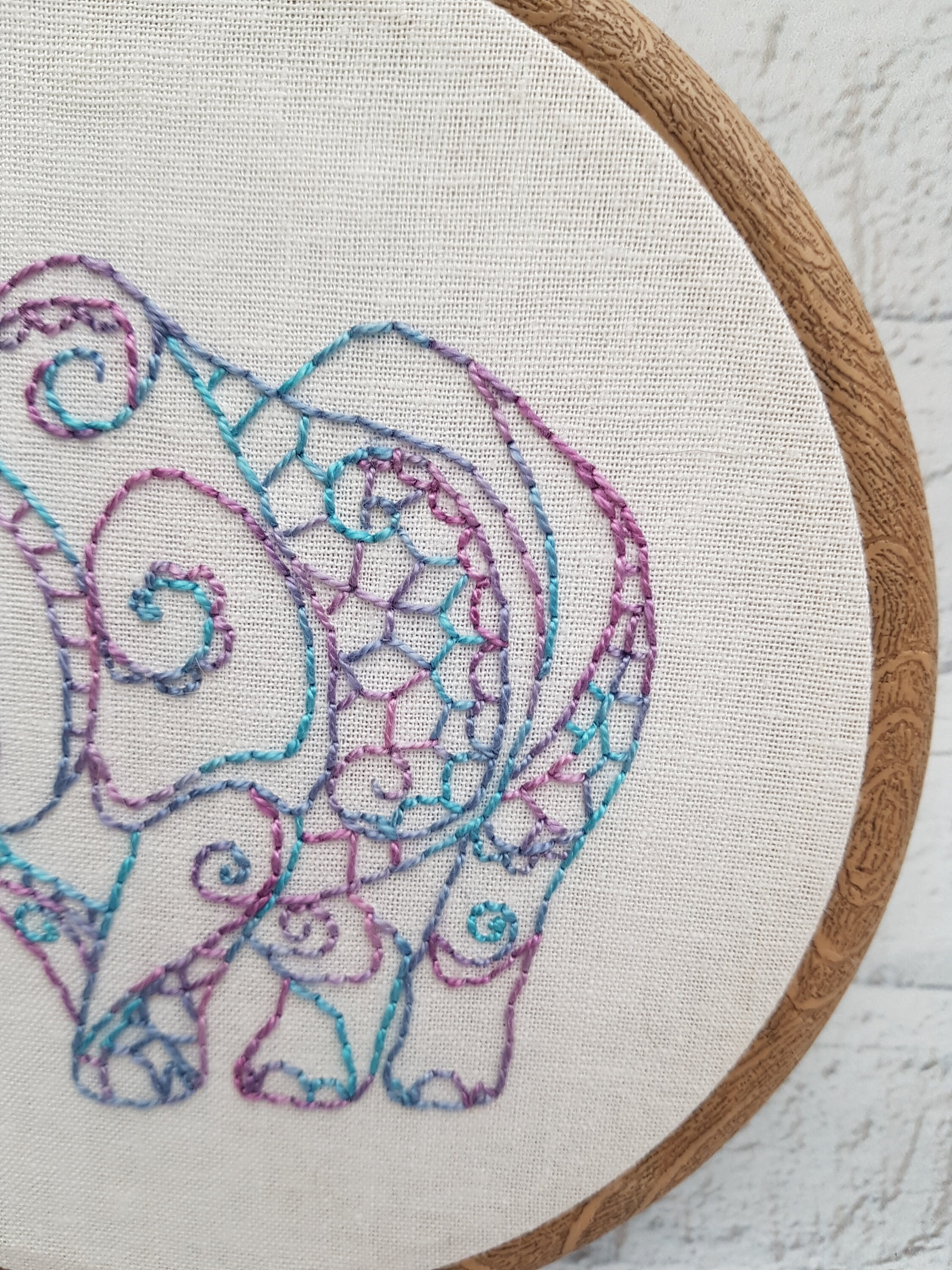 Rhino Embroidery Hoop, Rhino Art, Rhino Gift, Endangered Species - Etsy 日本